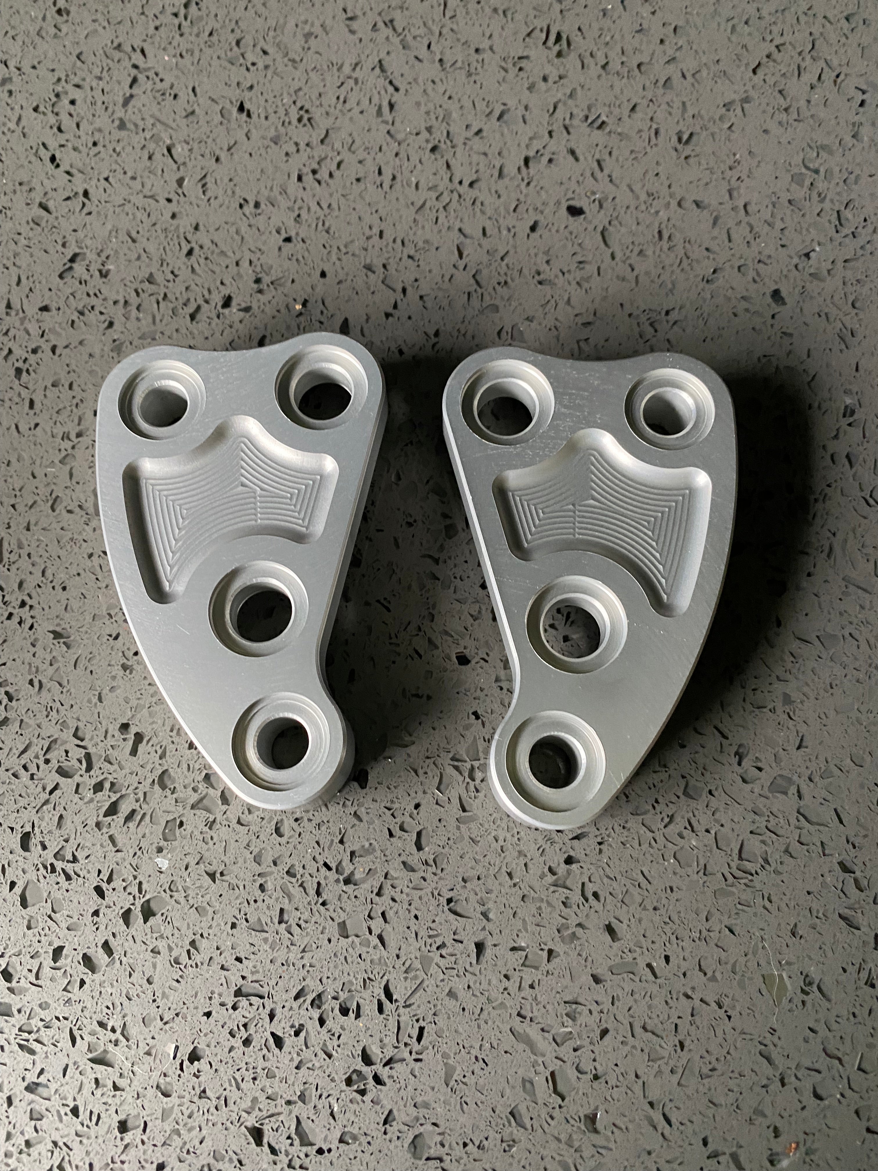 Honda RC30 Front Brake Brackets for Brembo Caliper Conversion (310mm D ...