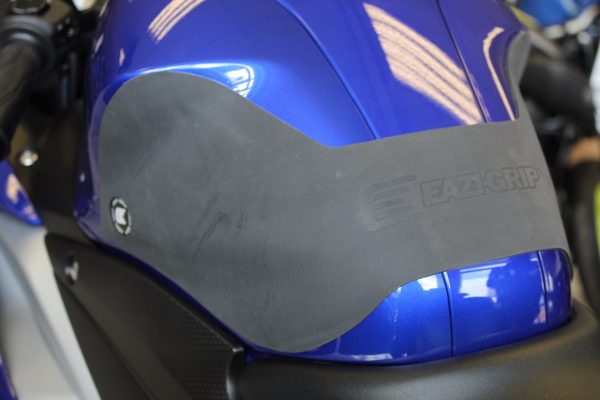Triumph Street Triple 675/765 2013-2022 Silicone Wrap-Around Tank Grip ...